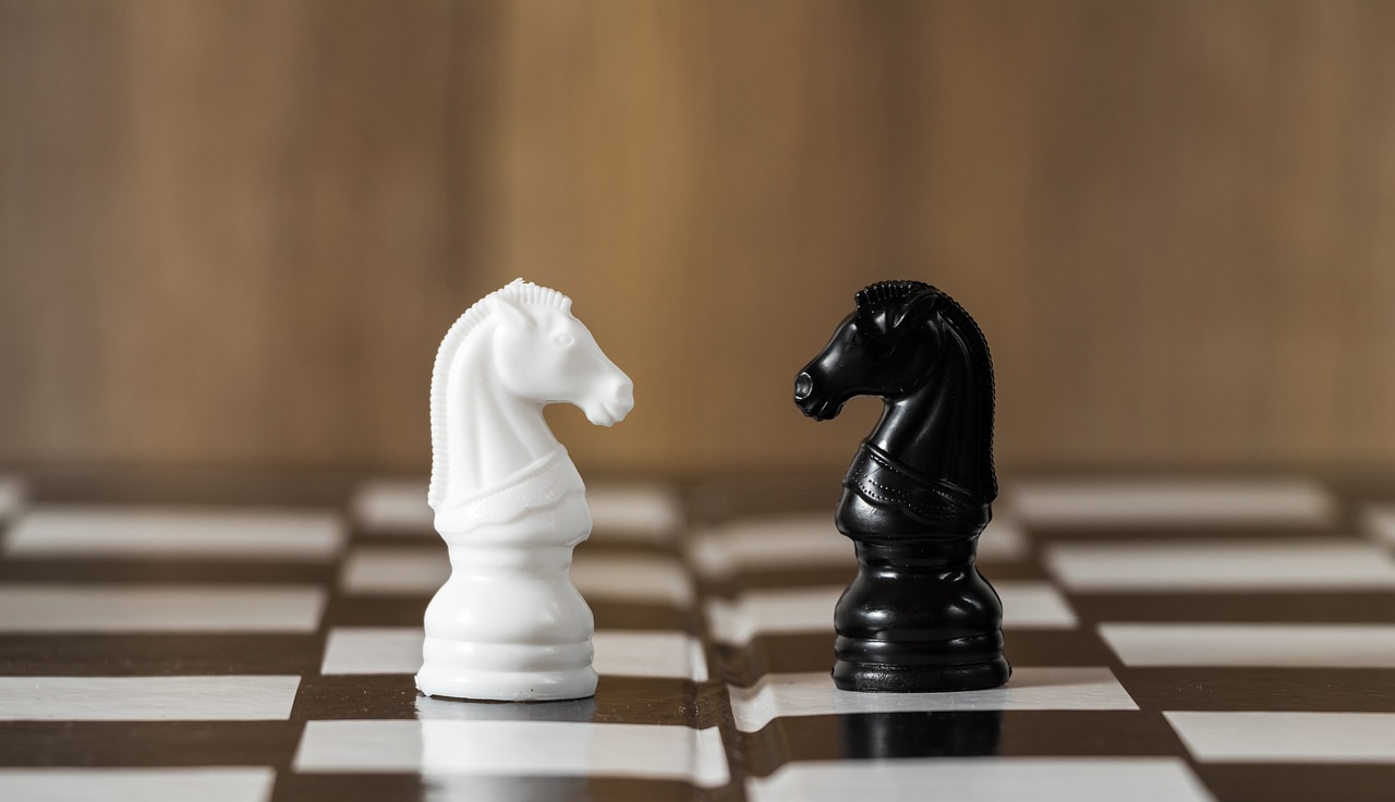 72 Leader vs Manager Quotes (Understanding The Two Roles) - Tackle