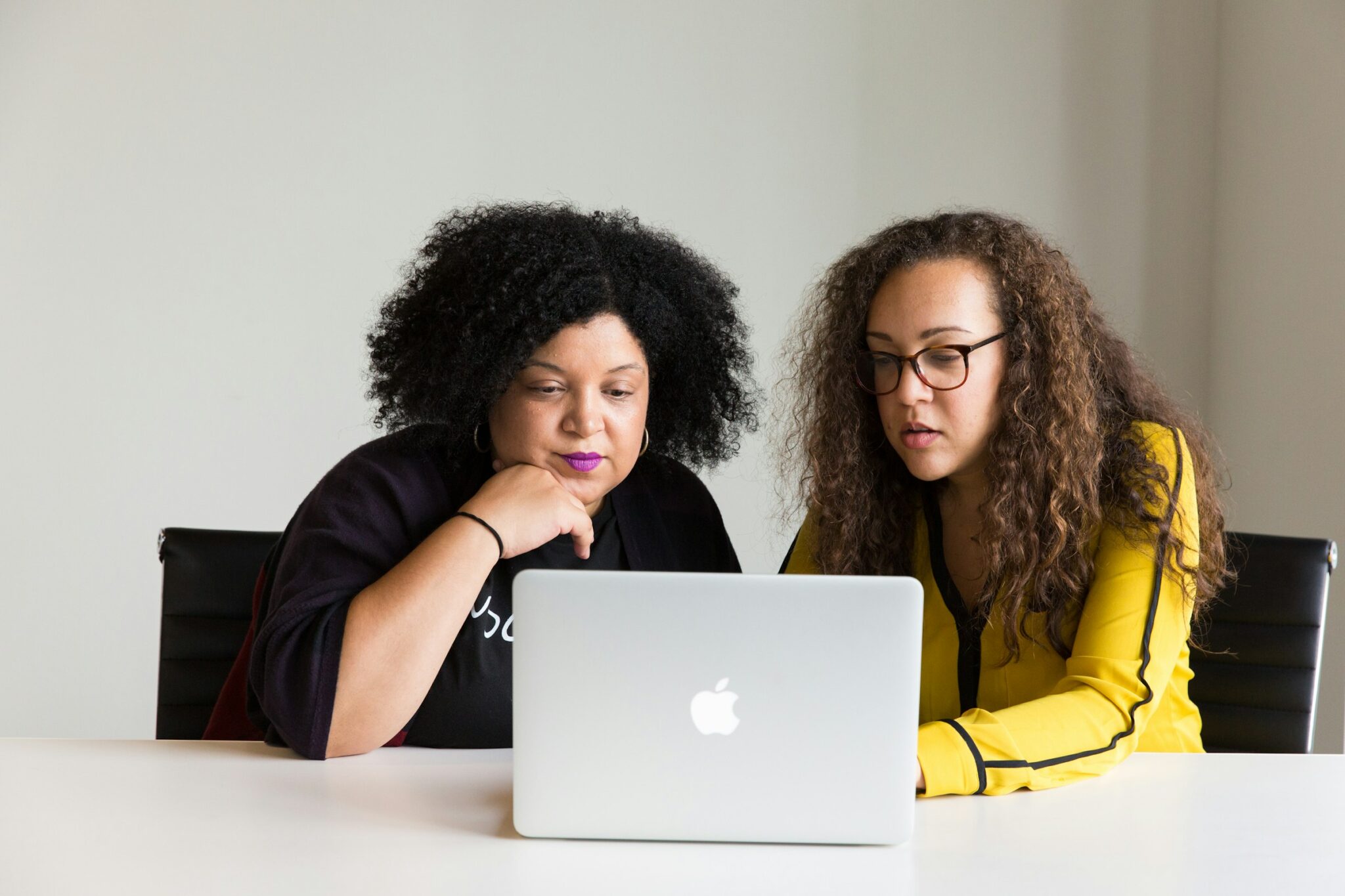 How Many Work Weeks Are There in a Year? Guide To Work Schedules - Tackle